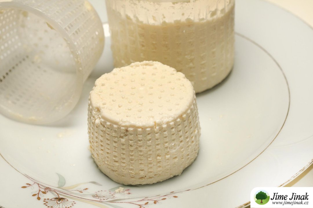 Domácí veganský tvaroh – základní recept | Jíme Jinak