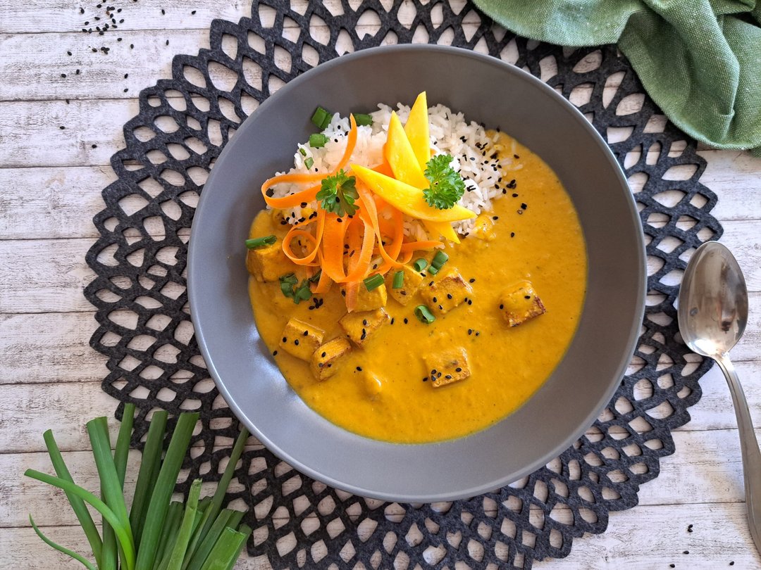 Mango kari s tofu | Jíme Jinak