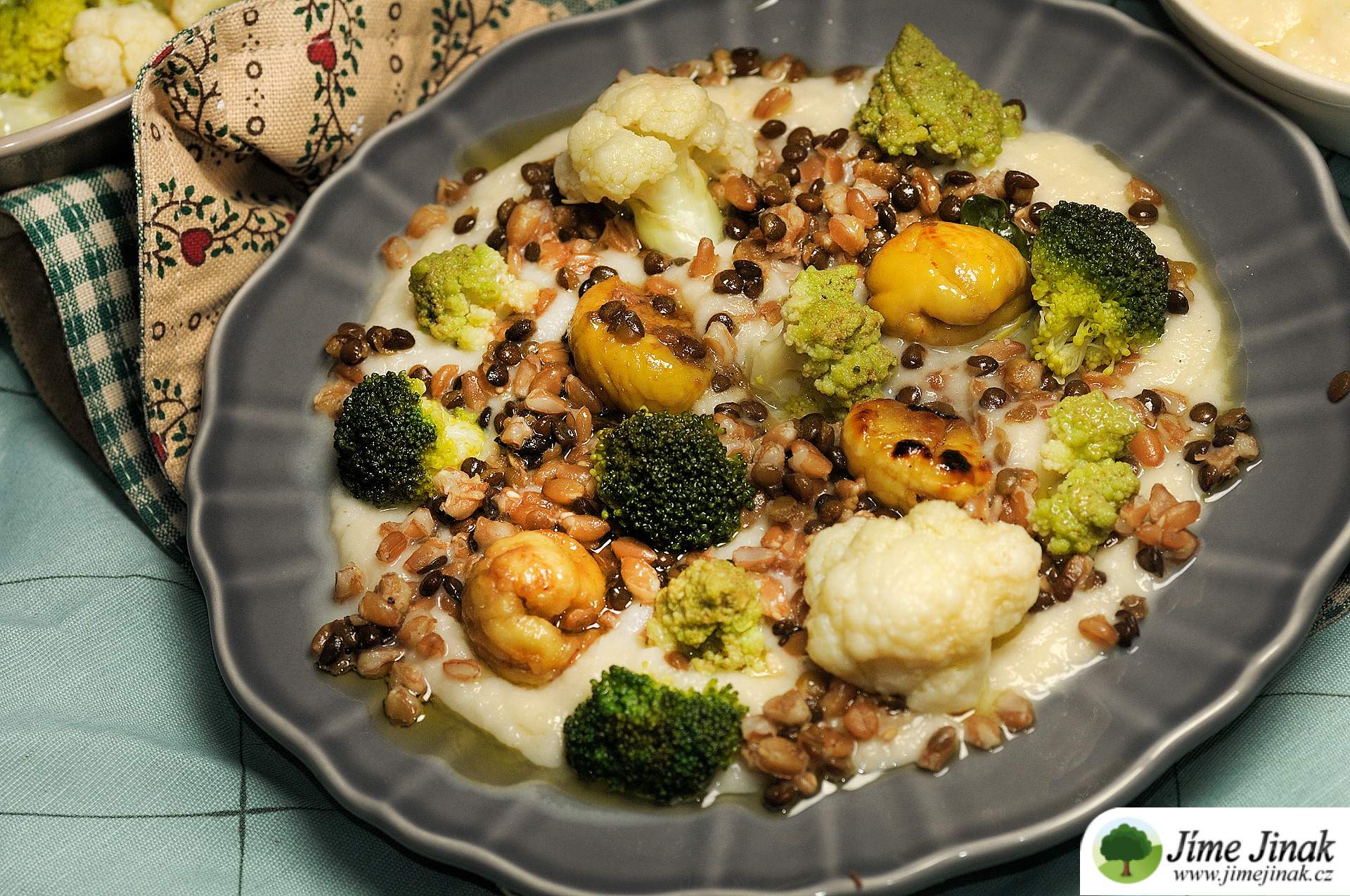 Špalda a čočka na celerovém krému | Jíme Jinak