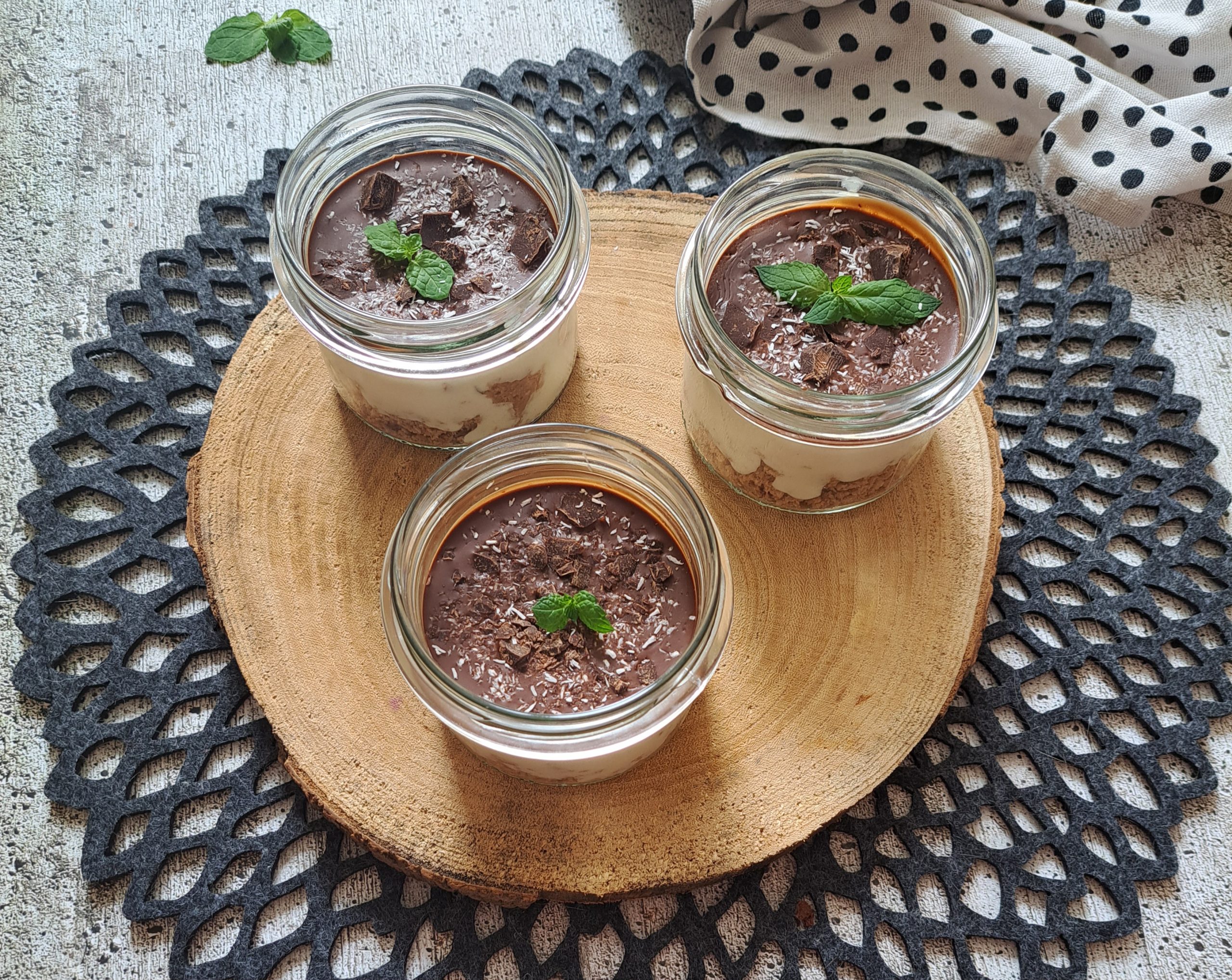 Dezert a lá bounty do skleničky | Jíme Jinak